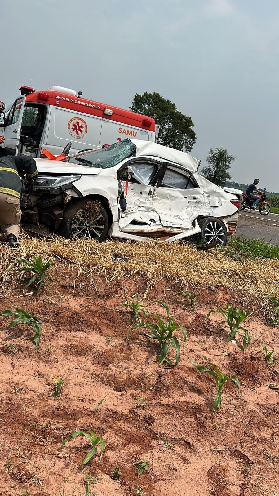 CORPO DE BOMBEIROS E SAMU SÃO ACIONADOS PARA ATENDIMENTO EM ACIDENTE NA PR-158 PRÓXIMO À ...